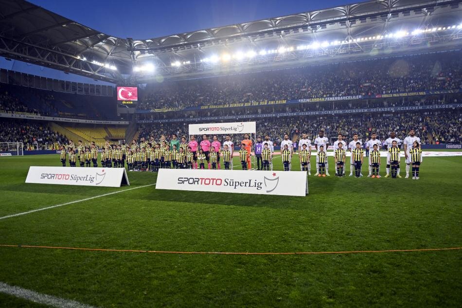 Fenerbahçe'de 20 yıl sonra bir ilk! - Sporx Galeri