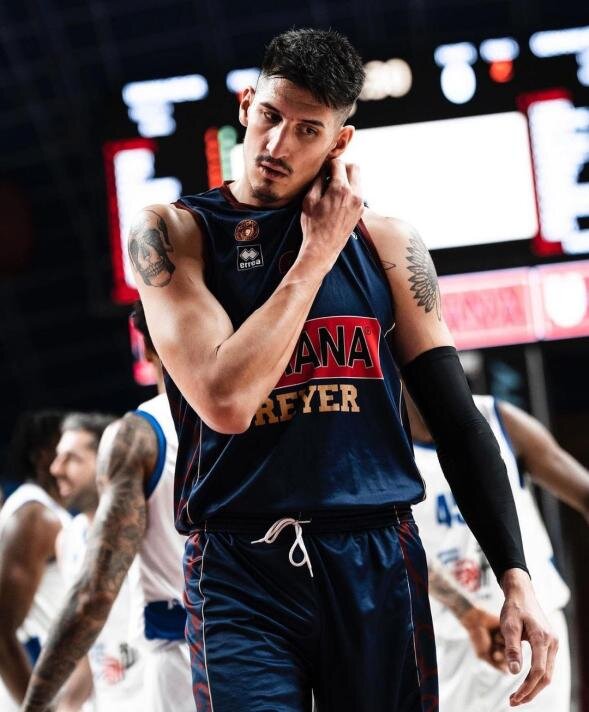Derek Willis, Anadolu Efes'te! - Sporx Galeri
