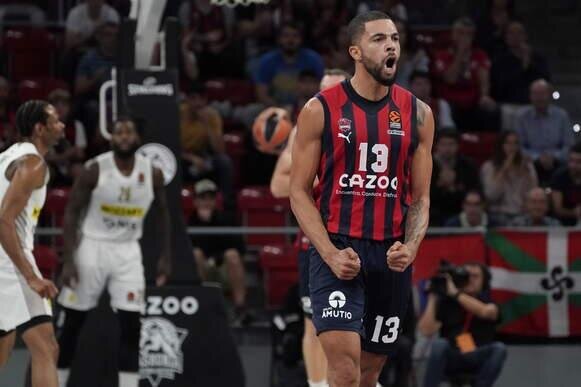 Darius Thompson, resmen Anadolu Efes'te - Sporx Galeri