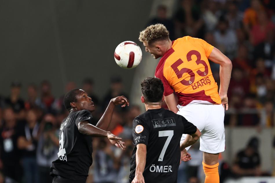 Uğur Meleke: 'G.Saray'da kronik sorun var' - Galatasaray haberleri ...