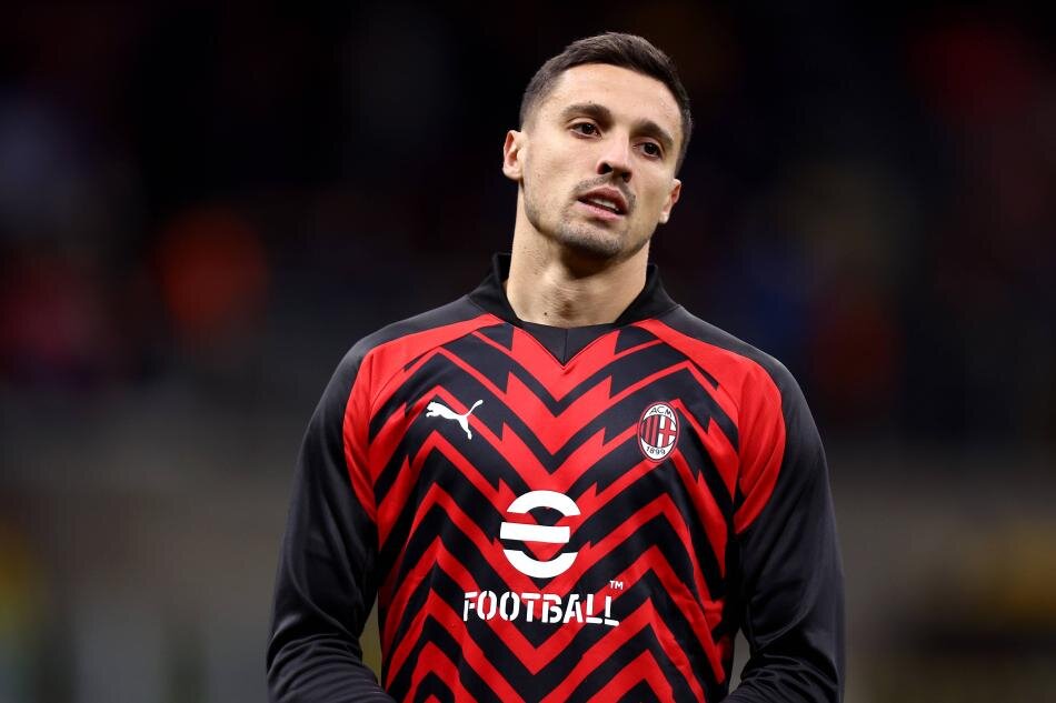 Milan'dan Fenerbahçe'nin Krunic teklifine cevap! - Sporx Galeri