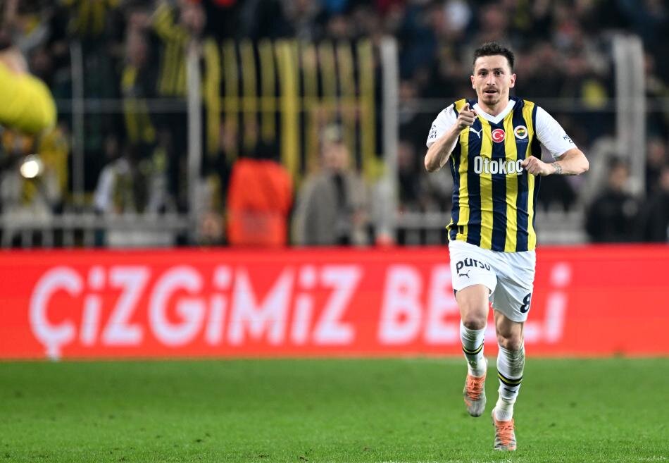 Mert Hakan Yandaş kaç yaşında? Mert Hakan Yandaş Fenerbahçe - Son ...