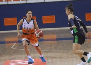 Mersin Yenişehir, Nesibe Aydın'a fark attı!