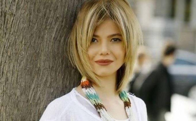 Alara Bozbey kimdir, kaç yaşındadır? Ata Demirer'in sevgilisi Alara ...